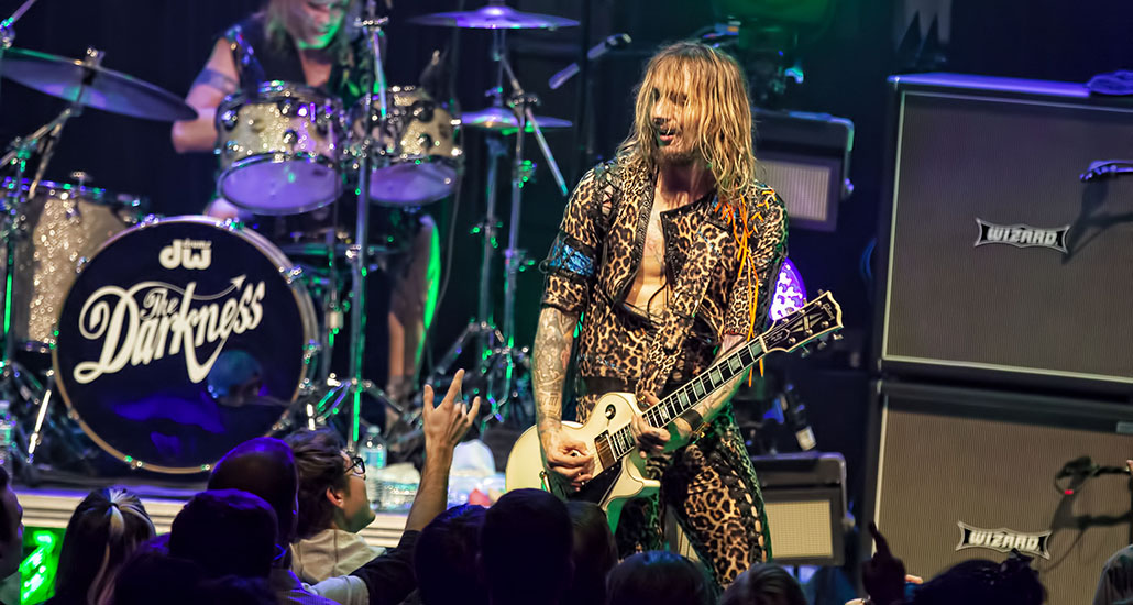 The Darkness Release "Heart Explodes" - Loud Hailer Magazine