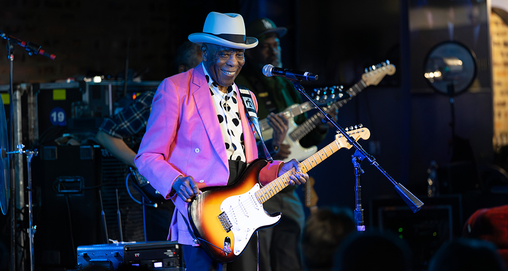 Buddy Guy at Legends in Chicago, IL - Loud Hailer Magazine